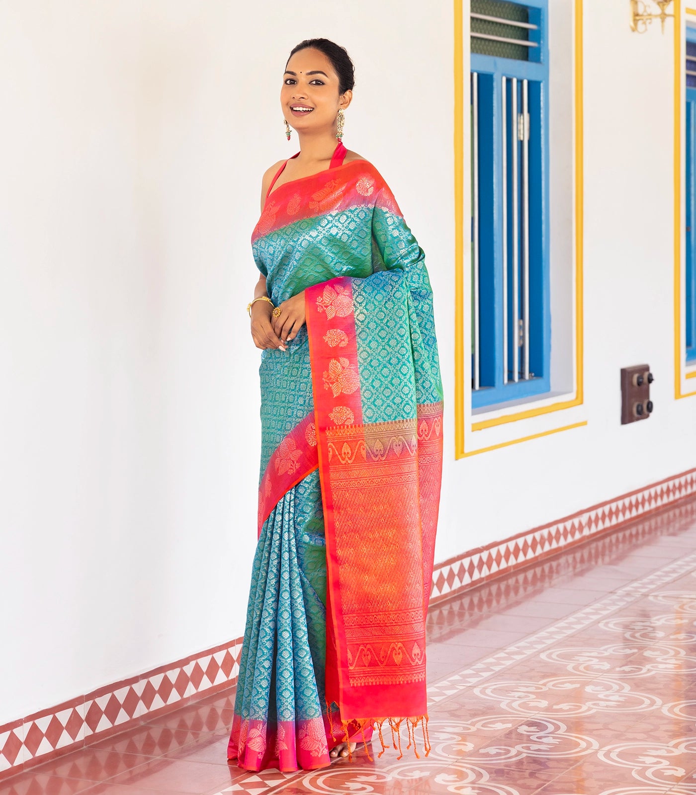 Cyan Handloom Soft Silk Saree With Floral Jaal Motifs & Peach Border-SO4057